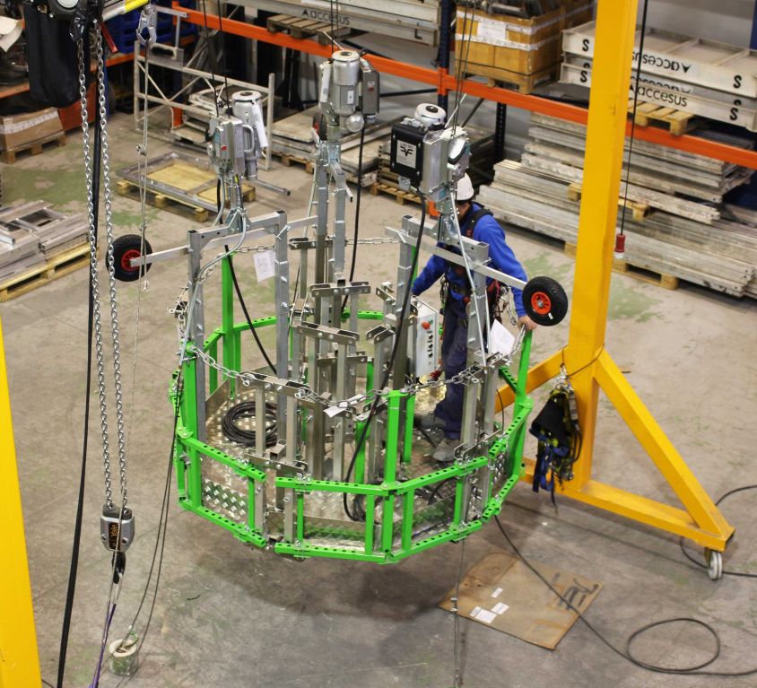 Accesus | Suspended Platforms | Custom Projects | PPE and Safety